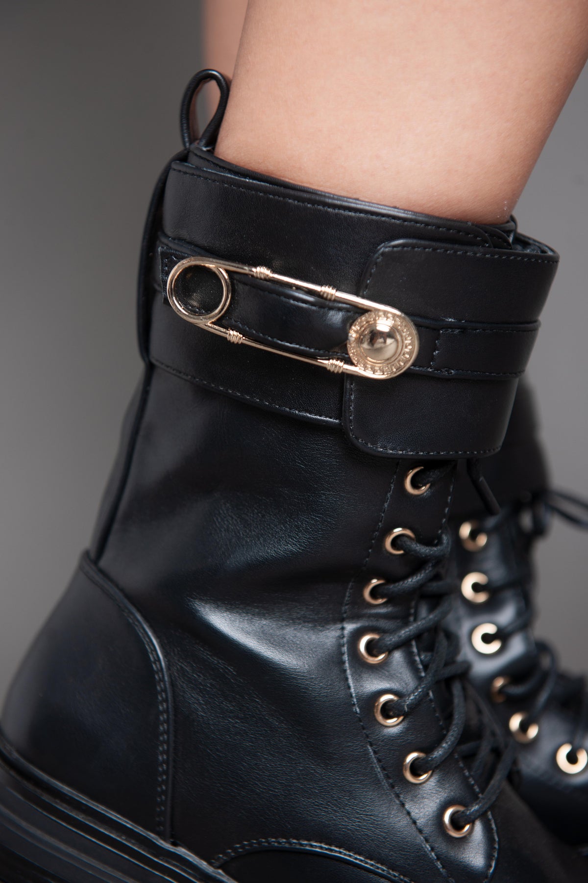 NEW ARRIVALS – BREE Official